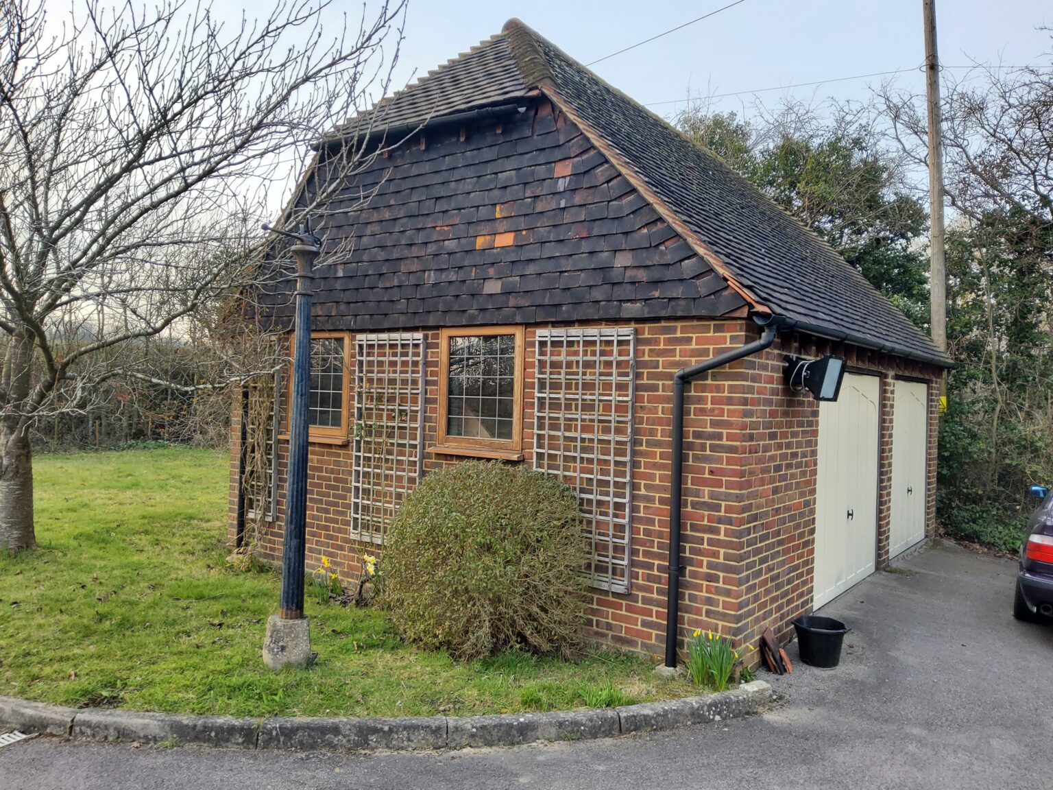 Conversion of Garage to Annex Within Curtilage of Listed Building ...